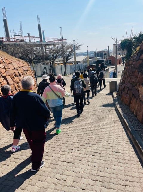 Full-Day Tour of Soweto, Johannesburg, and Apartheid Museum - Detailed Itinerary Breakdown