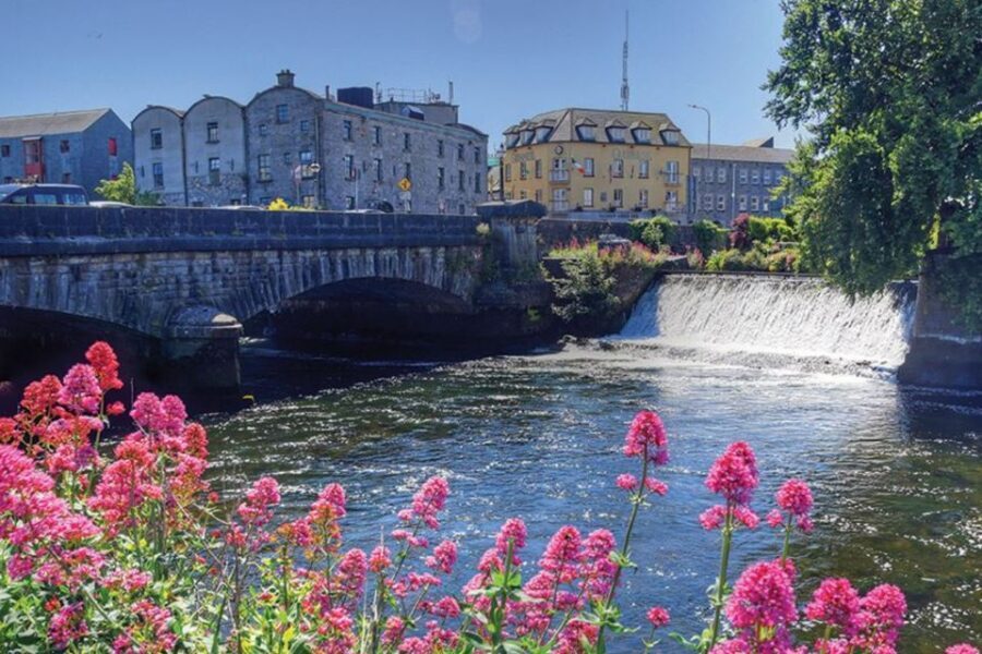 Galway: Welcome to Galway Walking Tour - What to Expect from a 75-Minute Tour