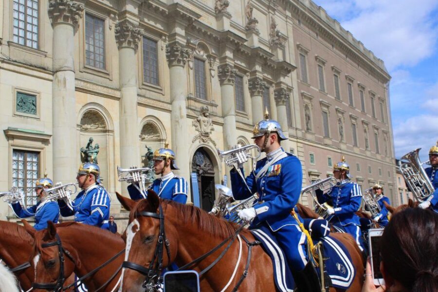 Gamla Stan: Essential Tour of Stockholm - A Closer Look at the Tour Experience