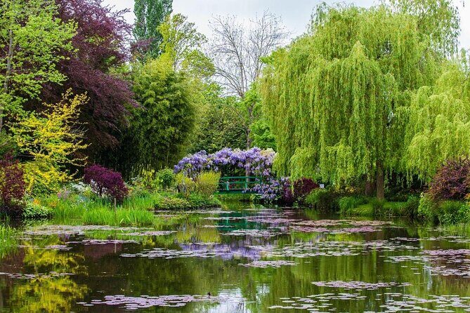 Giverny Small-Group Half Day Trip with Monets Gardens from Paris - The Itinerary in Detail