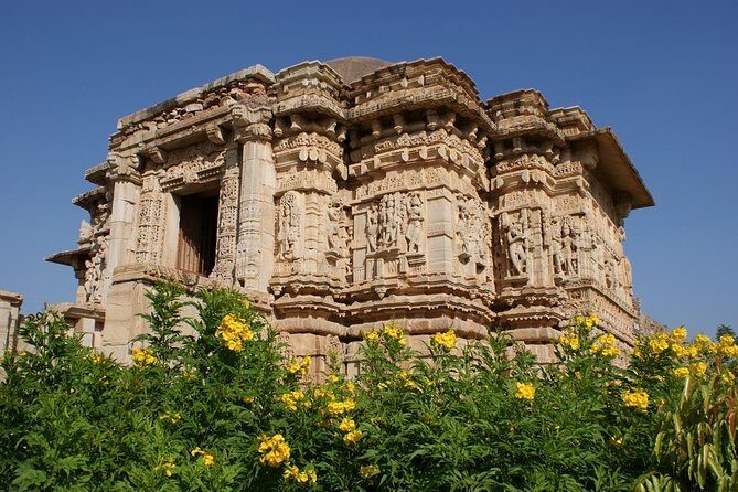Guided Chittorgarh Fort Day Tour from Udaipur With Lunch - The Journey to Chittorgarh