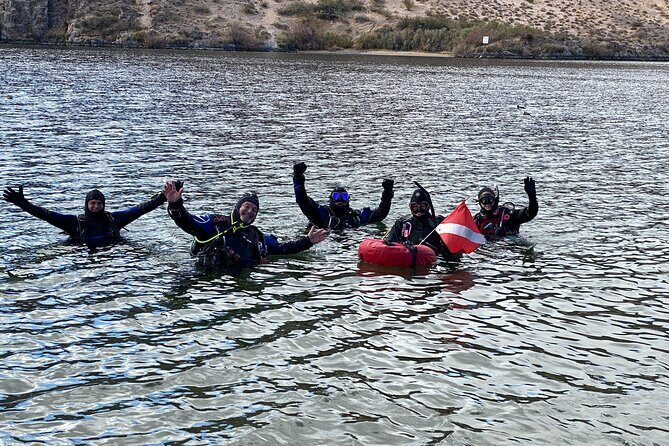 Guided SCUBA Shore dive for Certified Divers 2 states in one - The Sum Up