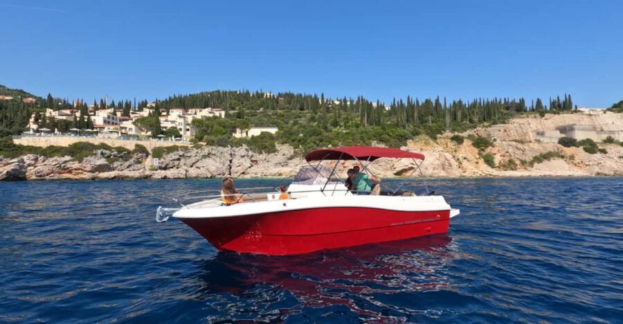 Half day speedboat tour - find caves and enjoy swimming - Exploring Croatia’s Island Secrets on a Speedboat
