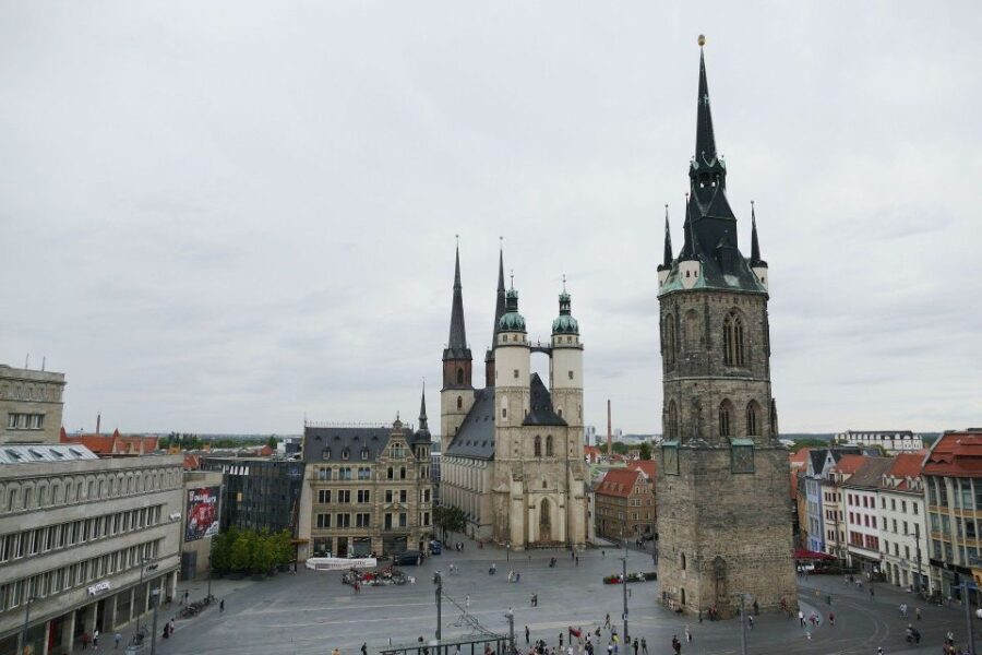 Halle: Private Guided Walking Tour - Price and Value