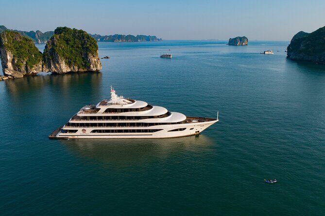Halong Bay Cruise 2 Days/1 Night 5 Star All included - Who Should Consider This Tour?