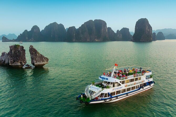 Halong bay Luxury Cruise Trip: Titop Island, Amazing Cave & Kayak - What Makes This Tour Stand Out?