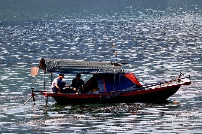 Halong bay one day trip from Hanoi - Group Size and Timing