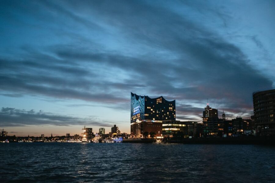 Hamburg: 1-Hour Harbor Evening Lights Cruise - The Itinerary: What You’ll See and When