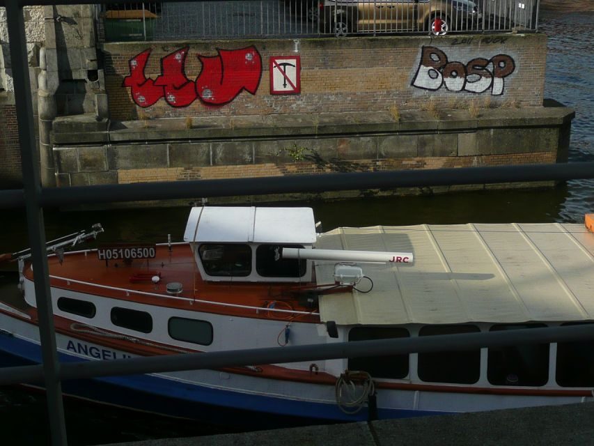 Hamburg: Bike Tour of the Speicherstadt & Old Harbor - Who Is This Tour Best For?
