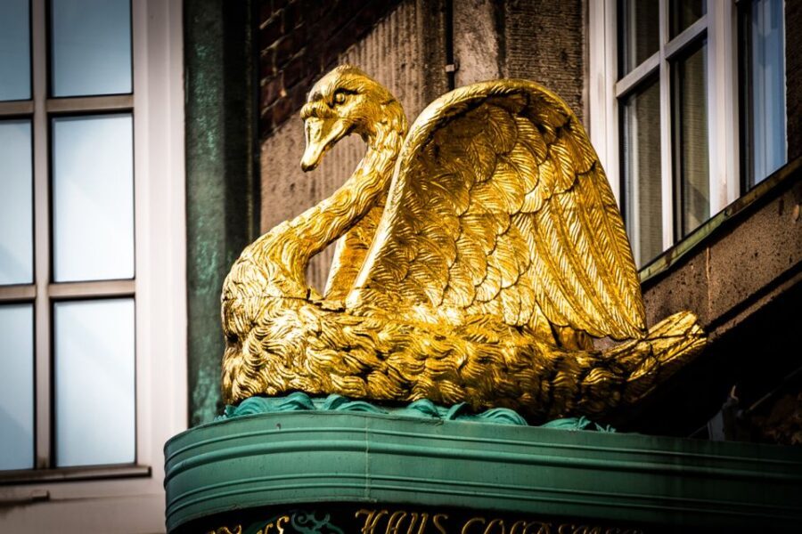 Hamburg - Freemason Walking Tour in German - Who Should Take This Tour?