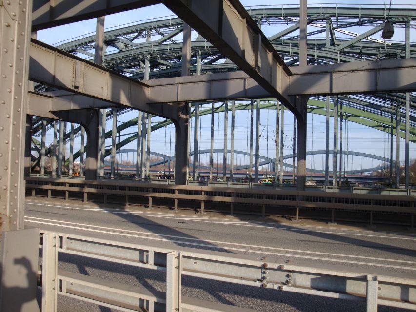 Hamburg Harbor: 3.5-Hour Guided Tour by Bike - The Highlights and Their Significance
