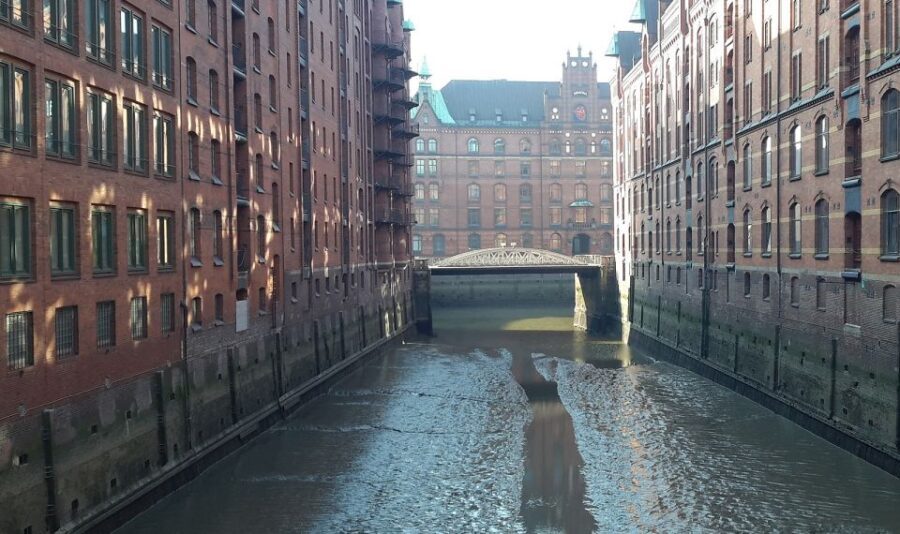 Hamburg: Speicherstadt and Hafencity Guided Tour - Key Points