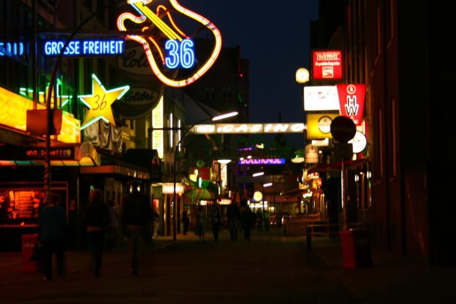 Hamburg St. Pauli - guided walk for school groups - What’s Included and Practical Details
