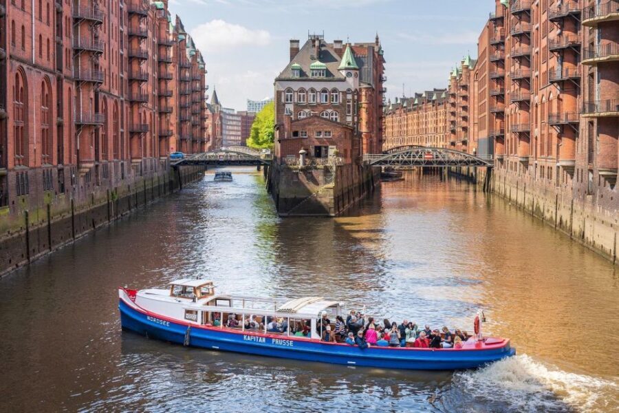 Hamburgs Highlights: Harbor Cruise & Reeperbahn Walking Tour - Detailed Breakdown of the Tour Itinerary
