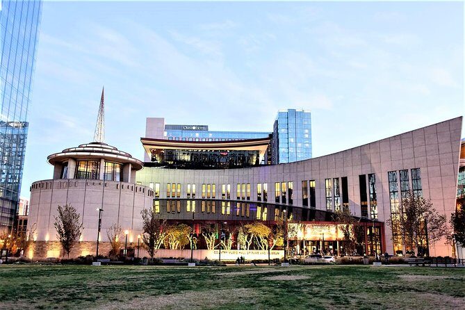 Hatch Show Print Studio Tour & Country Music Hall of Fame Combo - FAQs