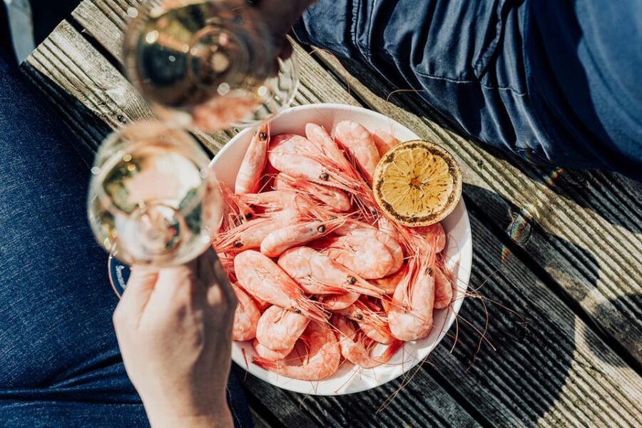 Helicopter + lunch at Cornelius Seafood Restaurant - Why This Tour Excels