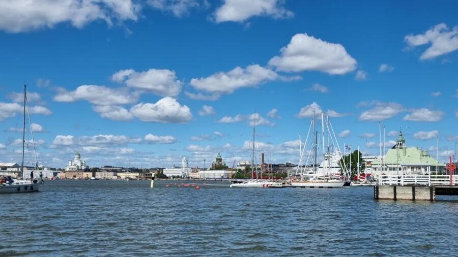 Helsinki: Private City Highlights Tour with Transfer - An Itinerary That Balances Landmarks and Local Flavor