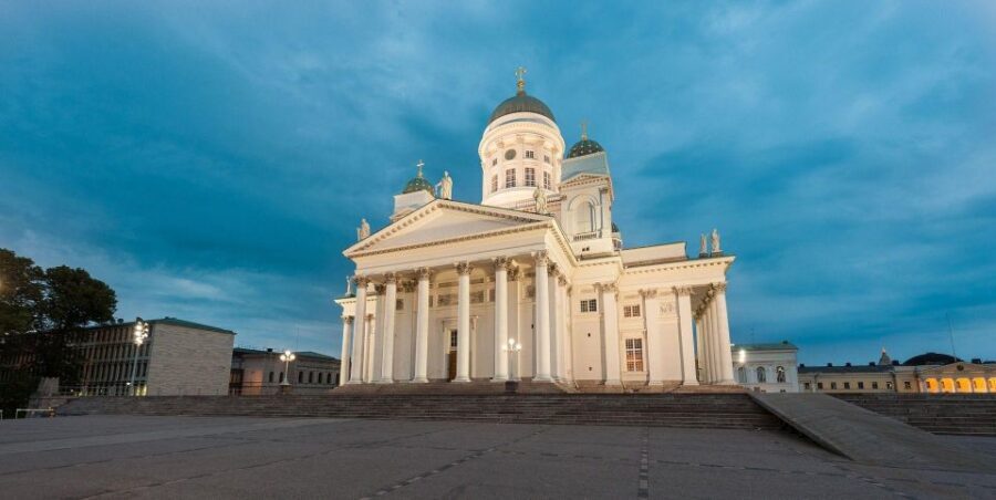 Helsinki: Private Walking Tour - Starting Point and End of the Tour