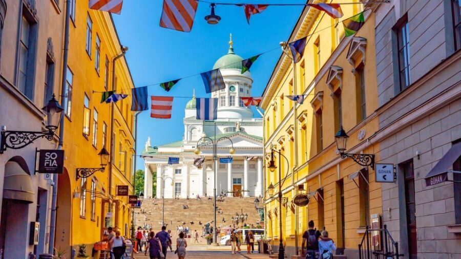 Helsinki VIP Tour and Medieval Porvoo - Helsinki’s Main Sights