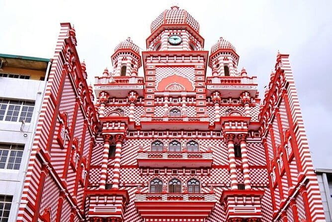 Highlights Colombo Day Tour with Afternoon High Tea in Kingsbury Hotel - FAQ