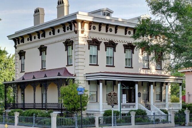 Historic Happy Hour - Who Will Love This Tour?