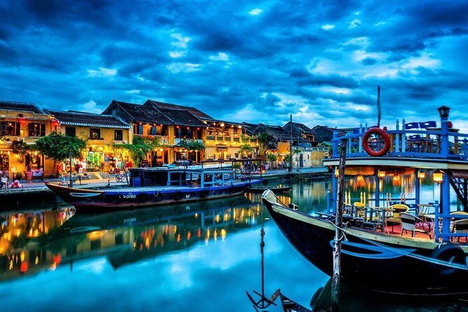 Hoi An City TourBoat RideRelease Flower Lantern on river - The Boat Ride and Lantern Release