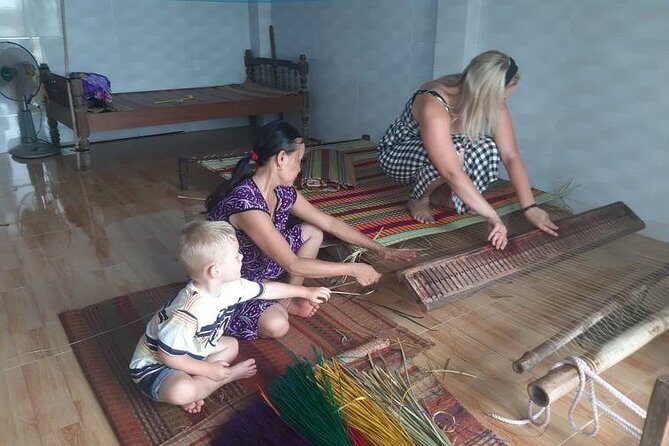 Hoi an Tra Que vegetable village & cooking class - Why This Tour Offers Value