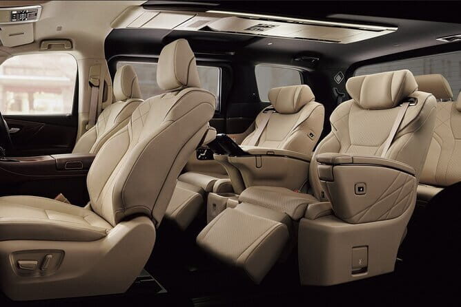 Hong Kong Airport (HKG) Transfer to Shenzhen by Toyota Alphard - The Price & Value