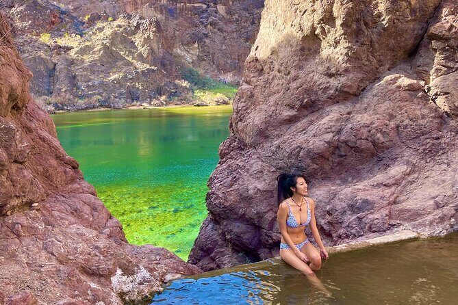 Hoover Dam Kayaking Trip, 6 Hot Springs, 6 Caves, 4 Waterfalls - The Sum Up