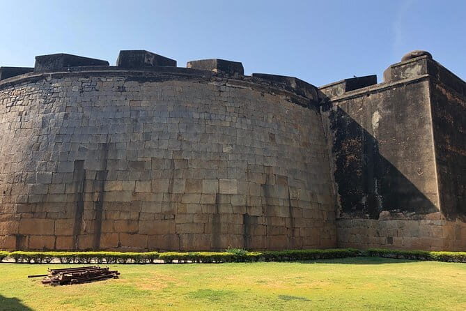 Hustle and Bustle of Bengaluru - Guided half day walking tour - Practical Tips and What to Expect