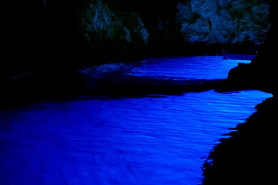 Hvar: Blue & Green Cave group Excursion from Hvar - The Details that Matter