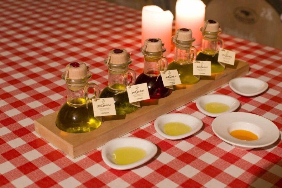 Hvar: Island tour with Wine and Olive Oil Tasting - Exploring Traditional Villages and Lavender Fields