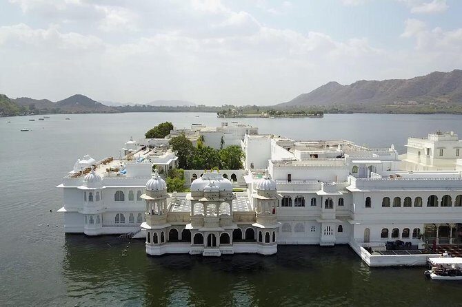 Jaipur: Jaipur City Day tour with Guide by car - Authentic Experiences and Highlights