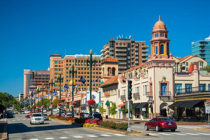 Kansas City Wander: From Plazas to Parks - Authentic Perspectives & Audience