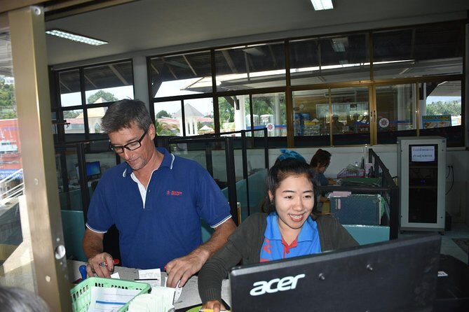 Koh Samui Airport to Koh Phangan by Shared Minivan and Seatran Discovery Ferry - Who Is This Transfer Best For?