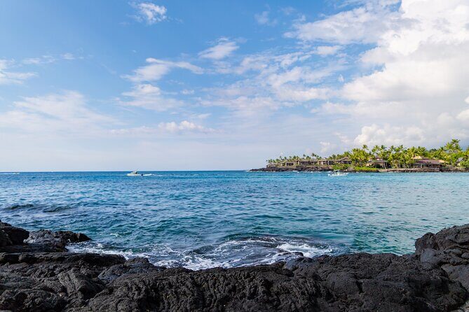 Kona Hawaii Photographer 25 minute session at Outrigger Resort - Exploring the Experience in Detail