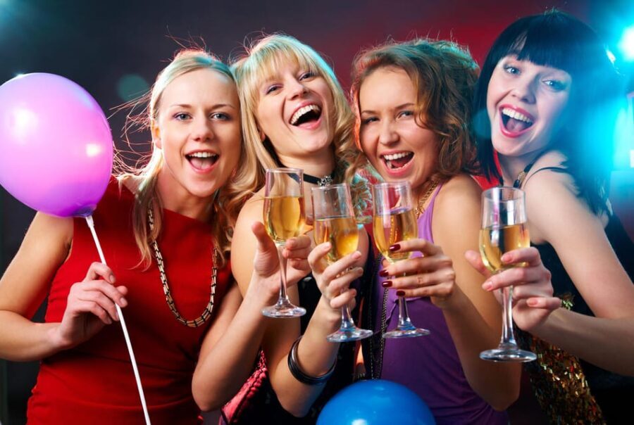Krakow: 2-Hour Cocktail-Making Workshop - Who Will Love This Experience?