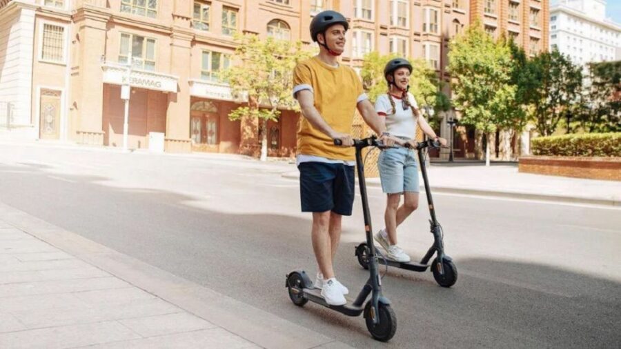 Krakow: 2h Kazimierz (Jewish Quarter) Scooter Tour - What to Expect From the Tour