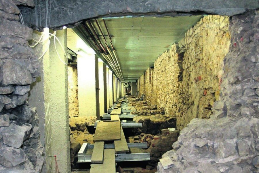 Krakow: Guided Tour of Rynek Underground - Highlights of the Underground Experience