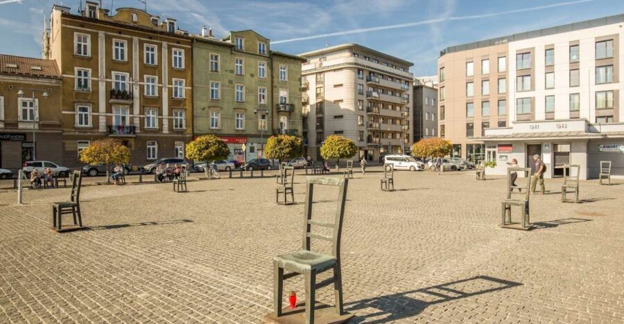 Krakow: Jewish Ghetto Walking Tour - The Experience: Deep Dive into the Details