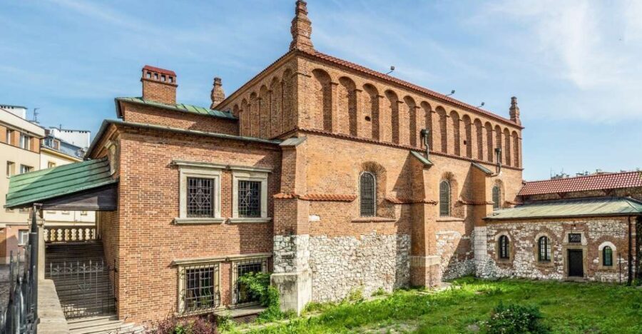 Krakow: Kazimierz Jewish Quarter Guided Walking Tour - Authentic Experiences Based on Reviews