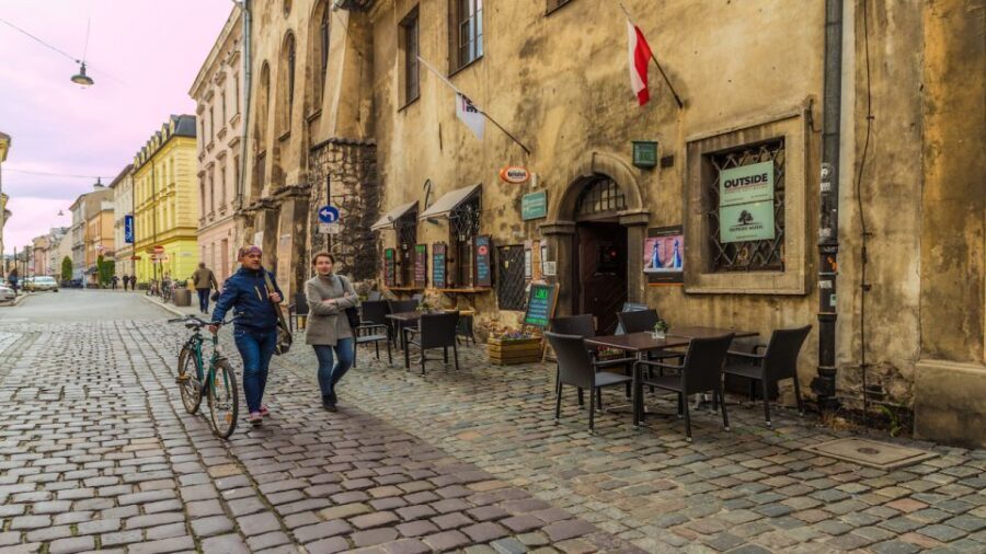 Krakow: Kazimierz Jewish Quarter Walking Tour - Highlights of the Tour Itinerary