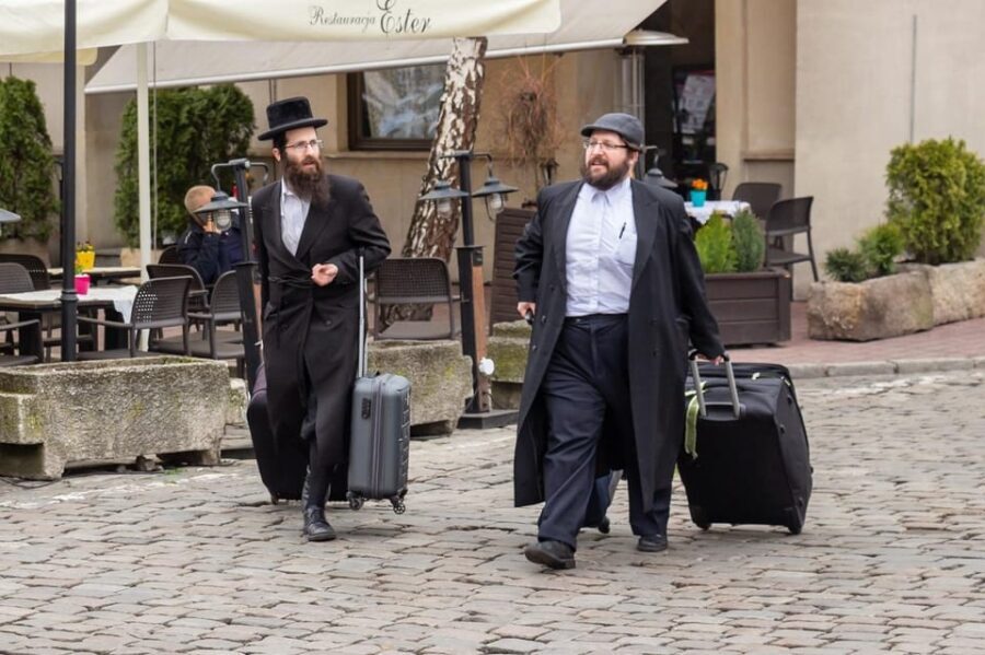 Krakow: Kazimierz, Schindler's Factory & Ghetto Guided Tour - Who Should Take This Tour?