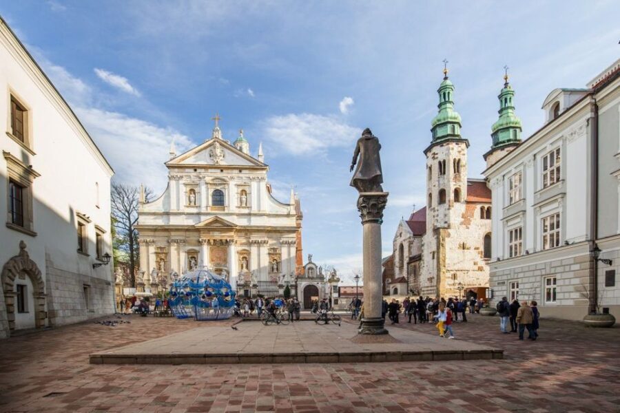 Krakow: Old Town by Golf Cart, Wawel, and Underground Museum - The Value of the Experience