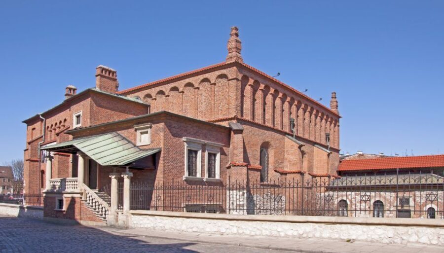 Krakow: Schindler's Factory & Kazimierz Jewish Quarter Tour - The Value and Overall Experience
