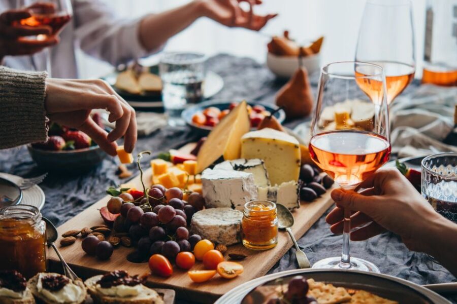 Krakow: Traditional Food Tour with Old Town Sightseeing - Who Should Consider This Tour?