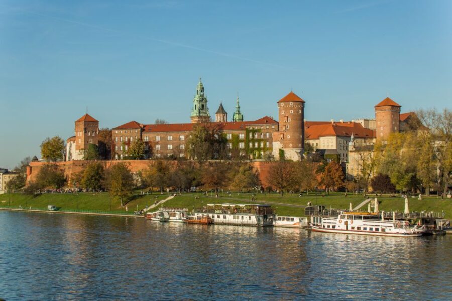 Krakow: Wawel Castle, Cathedral, Salt Mine, and Lunch - What to Expect from the Tour