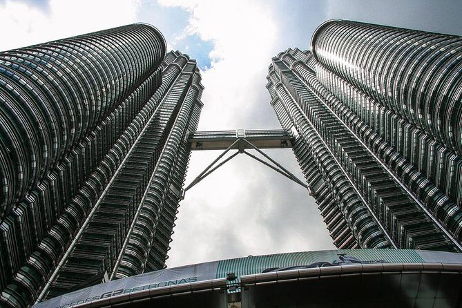 Kuala Lumpur (23 Attractions) Sightseeing Tour from Port Klang - Modern Marvels: Petronas Twin Towers and KL Tower
