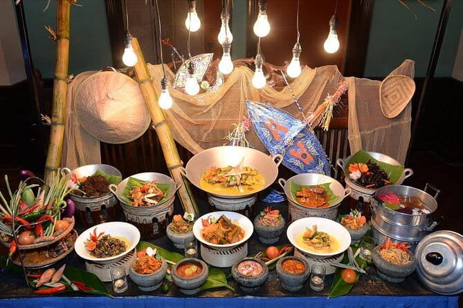 Kuala Lumpur Malaysian Cultural Night Experience with Buffet Dinner - Who Is This Tour Best For?