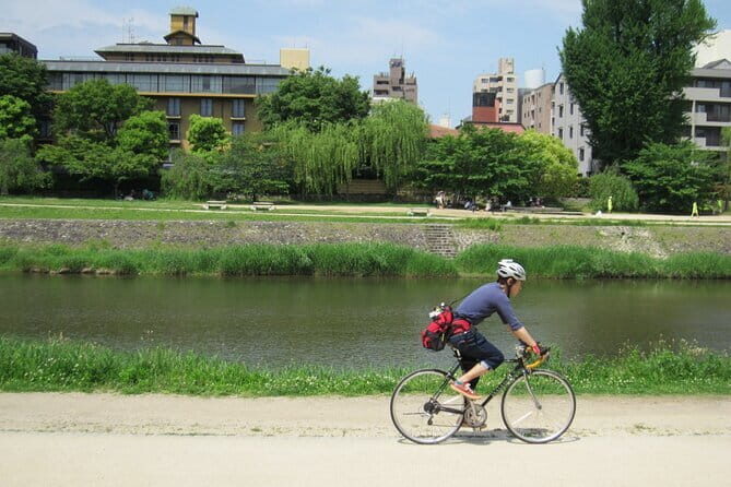 Kyoto E-Bike Tour of Hidden Gems, Backstreets and Temples - Detailed Breakdown of the Itinerary